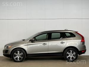 Grey Volvo XC60 2012 in Jurmala, with an engine capacity of 2.40 L and mileage of 345 thousand km for 9950 €, photo 13 on AUTOMOTO.COM.LV