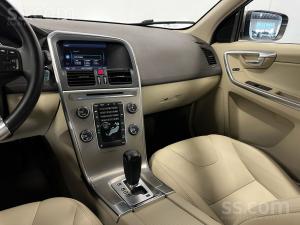 Grey Volvo XC60 2012 in Jurmala, with an engine capacity of 2.40 L and mileage of 345 thousand km for 9950 €, photo 17 on AUTOMOTO.COM.LV