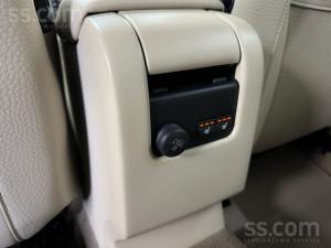 Grey Volvo XC60 2012 in Jurmala, with an engine capacity of 2.40 L and mileage of 345 thousand km for 9950 €, photo 31 on AUTOMOTO.COM.LV