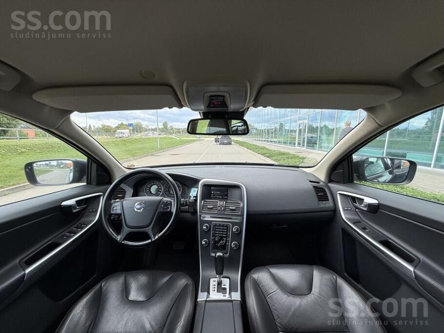Grey Volvo XC60 2012 in Rezekne, with an engine capacity of 2.00 L and mileage of 261 thousand km for 7990 €, photo 13 on AUTOMOTO.COM.LV