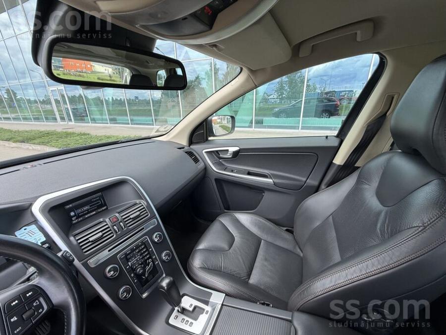 Grey Volvo XC60 2012 in Rezekne, with an engine capacity of 2.00 L and mileage of 261 thousand km for 7990 €, photo 15 on AUTOMOTO.COM.LV