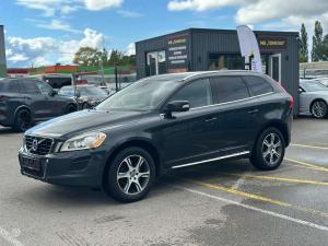 Pelēks Volvo XC60 2012 Klaipėda, ar dzinēja tilpumu 2.40 L un nobraukumu 252 tūkst. km par 10900 €, foto  vietnē AUTOMOTO.COM.LV