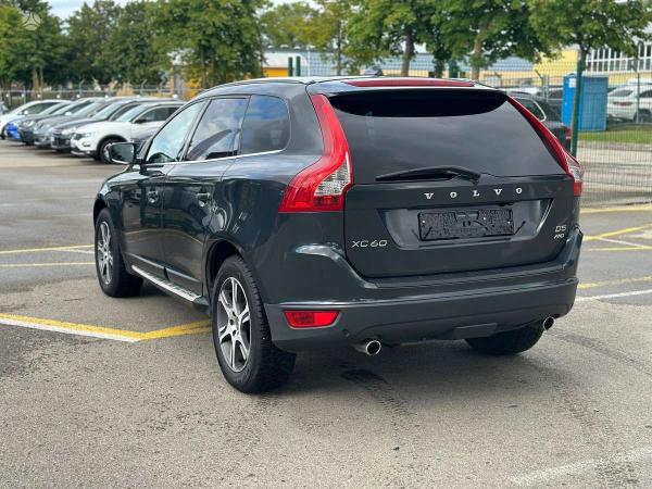Grey Volvo XC60 2012 in Klaipeda, with an engine capacity of 2.40 L and mileage of 252 thousand km for 10900 €, photo 11 on AUTOMOTO.COM.LV