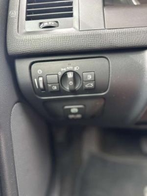 Pelēks Volvo XC60 2012 Klaipėda, ar dzinēja tilpumu 2.40 L un nobraukumu 252 tūkst. km par 10900 €, foto 18 vietnē AUTOMOTO.COM.LV