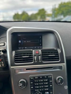 Pelēks Volvo XC60 2012 Klaipėda, ar dzinēja tilpumu 2.40 L un nobraukumu 252 tūkst. km par 10900 €, foto 30 vietnē AUTOMOTO.COM.LV