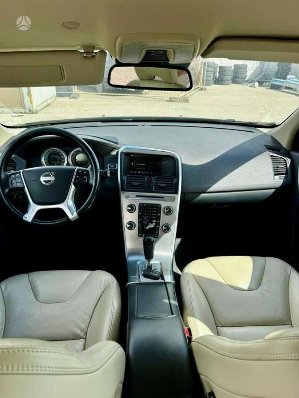 Pelēks Volvo XC60 2012 Kauņa, ar dzinēja tilpumu 2.40 L un nobraukumu 297 tūkst. km par 7600 €, foto 11 vietnē AUTOMOTO.COM.LV