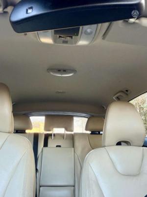 Grey Volvo XC60 2012 in Kaunas, with an engine capacity of 2.40 L and mileage of 297 thousand km for 7600 €, photo 17 on AUTOMOTO.COM.LV