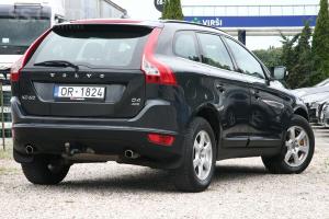 Grey Volvo XC60 2012 in Tukums, with an engine capacity of 2.40 L and mileage of 252 thousand km for 8350 €, photo 4 on AUTOMOTO.COM.LV