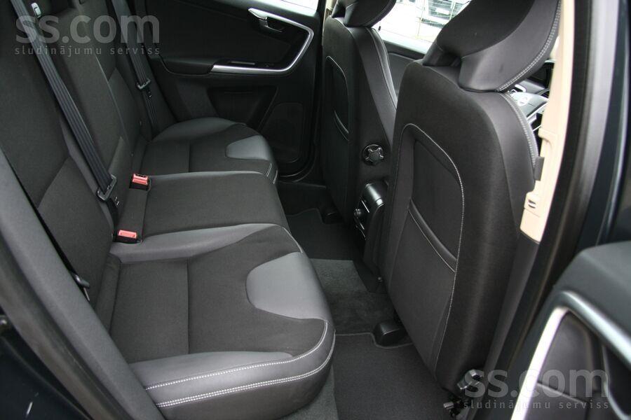 Grey Volvo XC60 2012 in Tukums, with an engine capacity of 2.40 L and mileage of 252 thousand km for 8350 €, photo 9 on AUTOMOTO.COM.LV