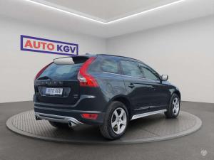 Grey Volvo XC60 2012 in Vilnius, with an engine capacity of 2.40 L and mileage of 246 thousand km for 8699 €, photo 6 on AUTOMOTO.COM.LV