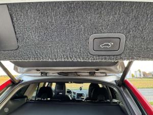 Grey Volvo XC60 2012 in Kaunas, with an engine capacity of 2.40 L and mileage of 253 thousand km for 8300 €, photo 8 on AUTOMOTO.COM.LV