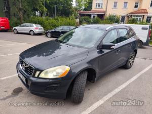 Pelēks Volvo XC60 2012 Tallina, ar dzinēja tilpumu 2.40 L un nobraukumu 528 tūkst. km par 5000 €, foto  vietnē AUTOMOTO.COM.LV