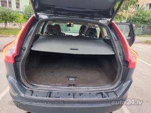 Pelēks Volvo XC60 2012 Tallina, ar dzinēja tilpumu 2.40 L un nobraukumu 528 tūkst. km par 5000 €, foto 21 vietnē AUTOMOTO.COM.LV