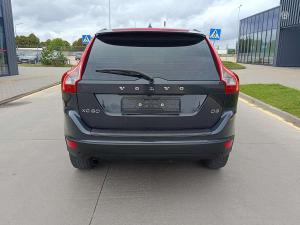 Grey Volvo XC60 2012 in Siauliai, with an engine capacity of 1.98 L and mileage of 161 thousand km for 9950 €, photo 7 on AUTOMOTO.COM.LV