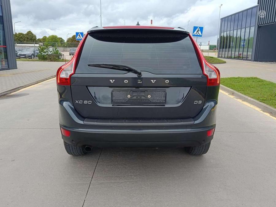 Pelēks Volvo XC60 2012 Šauļi, ar dzinēja tilpumu 1.98 L un nobraukumu 161 tūkst. km par 9950 €, foto 7 vietnē AUTOMOTO.COM.LV