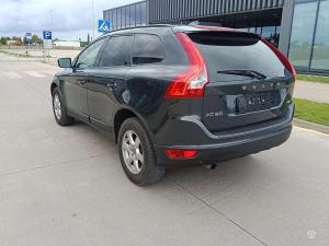 Grey Volvo XC60 2012 in Siauliai, with an engine capacity of 1.98 L and mileage of 161 thousand km for 9950 €, photo 8 on AUTOMOTO.COM.LV