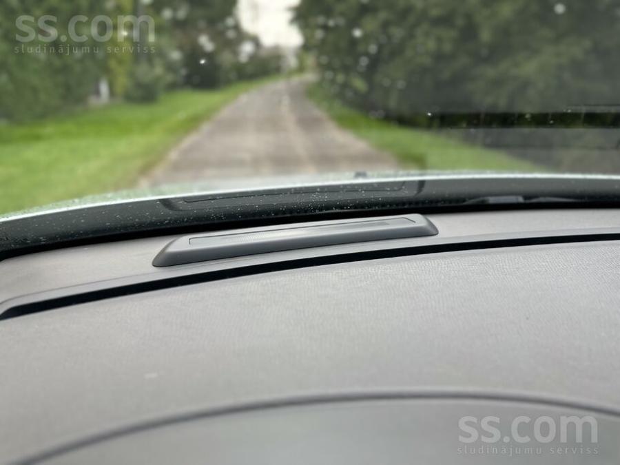 Pelēks Volvo XC60 2012 Talsi, ar dzinēja tilpumu 2.40 L un nobraukumu 274 tūkst. km par 10670 €, foto 30 vietnē AUTOMOTO.COM.LV
