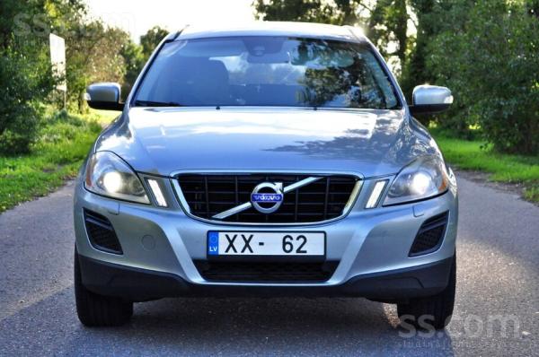 Volvo XC60 2012 in Tukums on AUTOMOTO.COM.LV Grey Volvo XC60 2012 in Tukums, with an engine capacity of 2.40 L and mileage of 377 thousand km for 6390 €, photo 6 on AUTOMOTO.COM.LV