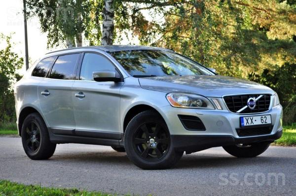Volvo XC60 2012 Tukums vietnē Pelēks Volvo XC60 2012 Tukums, ar dzinēja tilpumu 2.40 L un nobraukumu 377 tūkst. km par 6390 €, foto 3 vietnē AUTOMOTO.COM.LV