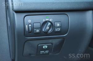 Pelēks Volvo XC60 2012 Tukums, ar dzinēja tilpumu 2.40 L un nobraukumu 377 tūkst. km par 6390 €, foto 14 vietnē AUTOMOTO.COM.LV