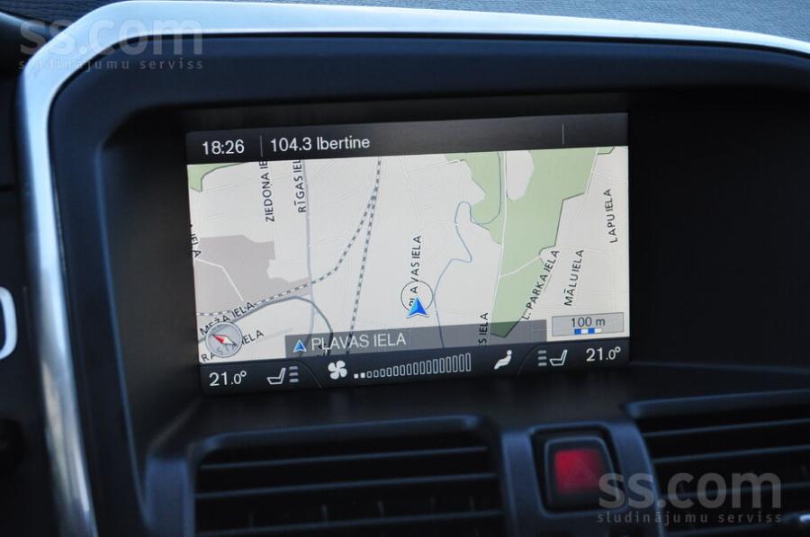 Pelēks Volvo XC60 2012 Tukums, ar dzinēja tilpumu 2.40 L un nobraukumu 377 tūkst. km par 6390 €, foto 16 vietnē AUTOMOTO.COM.LV
