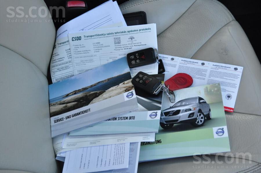 Pelēks Volvo XC60 2012 Tukums, ar dzinēja tilpumu 2.40 L un nobraukumu 377 tūkst. km par 6390 €, foto 24 vietnē AUTOMOTO.COM.LV