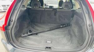 Grey Volvo XC60 2012 in Marijampole, with an engine capacity of 1.98 L and mileage of 330 thousand km for 9999 €, photo 11 on AUTOMOTO.COM.LV