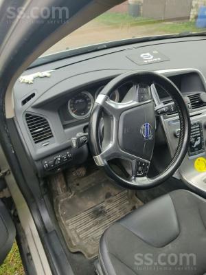 Pelēks Volvo XC60 2012 Rīga, ar dzinēja tilpumu 2.40 L un nobraukumu 266 tūkst. km par 6200 €, foto 8 vietnē AUTOMOTO.COM.LV