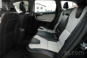 Grey Volvo XC60 2013 in Tukums, with an engine capacity of 2.40 L and mileage of 0 thousand km for 11995 €, photo 14 on AUTOMOTO.COM.LV