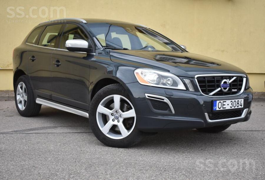 Grey Volvo XC60 2013 in Talsi, with an engine capacity of 2.40 L and mileage of 251 thousand km for 10700 €, photo 1 on AUTOMOTO.COM.LV