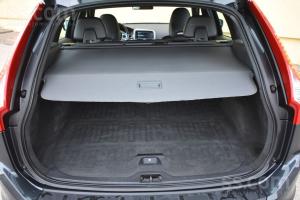 Grey Volvo XC60 2013 in Talsi, with an engine capacity of 2.40 L and mileage of 251 thousand km for 10700 €, photo 7 on AUTOMOTO.COM.LV