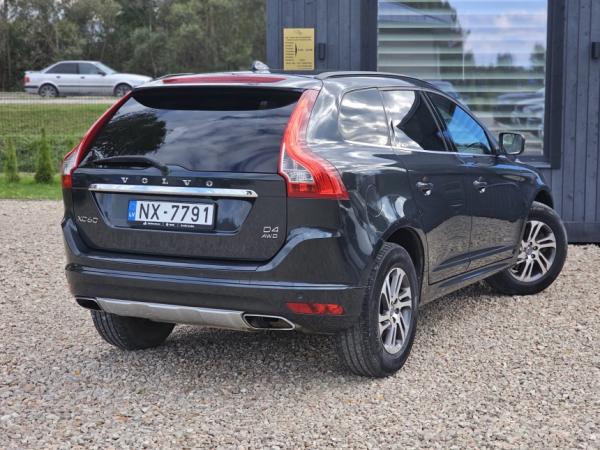 Grey Volvo XC60 2013 in Jelgava, with an engine capacity of 2.40 L and mileage of 230 thousand km for 10990 €, photo 11 on AUTOMOTO.COM.LV