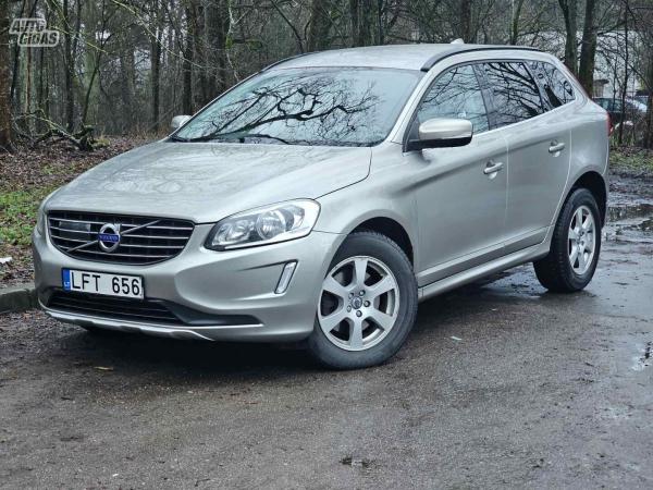 Pelēks Volvo XC60 2013 Viļņa, ar dzinēja tilpumu 2.40 L un nobraukumu 250 tūkst. km par 11000 €, foto 1 vietnē AUTOMOTO.COM.LV