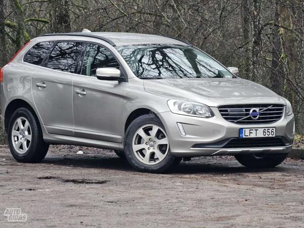 Pelēks Volvo XC60 2013 Viļņa, ar dzinēja tilpumu 2.40 L un nobraukumu 250 tūkst. km par 11000 €, foto 2 vietnē AUTOMOTO.COM.LV