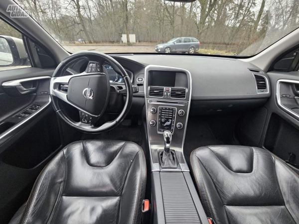 Pelēks Volvo XC60 2013 Viļņa, ar dzinēja tilpumu 2.40 L un nobraukumu 250 tūkst. km par 11000 €, foto 7 vietnē AUTOMOTO.COM.LV