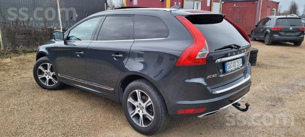Pelēks Volvo XC60 2013 Rīga, ar dzinēja tilpumu 2.40 L un nobraukumu 0 tūkst. km par 13900 €, foto 3 vietnē AUTOMOTO.COM.LV