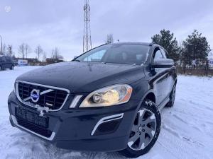 Grey Volvo XC60 2013 in Alytus, with an engine capacity of 2.40 L and mileage of 285 thousand km for 9950 €, photo 2 on AUTOMOTO.COM.LV