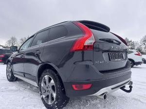 Grey Volvo XC60 2013 in Alytus, with an engine capacity of 2.40 L and mileage of 285 thousand km for 9950 €, photo 12 on AUTOMOTO.COM.LV