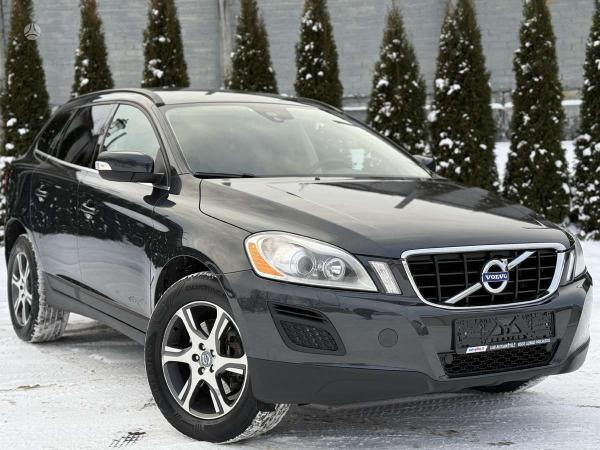 Pelēks Volvo XC60 2013 Šauļi, ar dzinēja tilpumu 1.98 L un nobraukumu 214 tūkst. km par 10950 €, foto 1 vietnē AUTOMOTO.COM.LV
