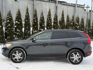 Grey Volvo XC60 2013 in Siauliai, with an engine capacity of 1.98 L and mileage of 214 thousand km for 10950 €, photo 5 on AUTOMOTO.COM.LV