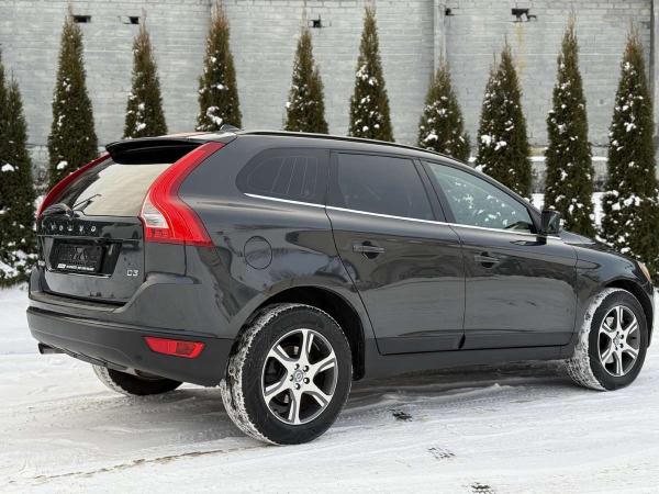 Pelēks Volvo XC60 2013 Šauļi, ar dzinēja tilpumu 1.98 L un nobraukumu 214 tūkst. km par 10950 €, foto 8 vietnē AUTOMOTO.COM.LV