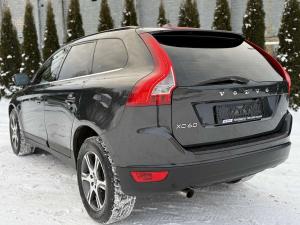 Grey Volvo XC60 2013 in Siauliai, with an engine capacity of 1.98 L and mileage of 214 thousand km for 10950 €, photo 9 on AUTOMOTO.COM.LV