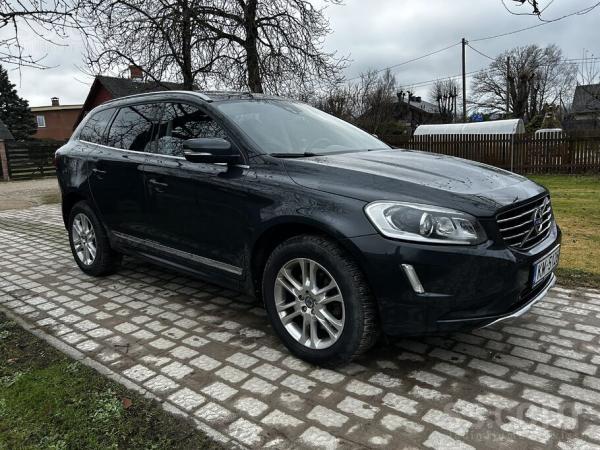 Pelēks Volvo XC60 2013 Rīga, ar dzinēja tilpumu 2.00 L un nobraukumu 349 tūkst. km par 9400 €, foto 5 vietnē AUTOMOTO.COM.LV