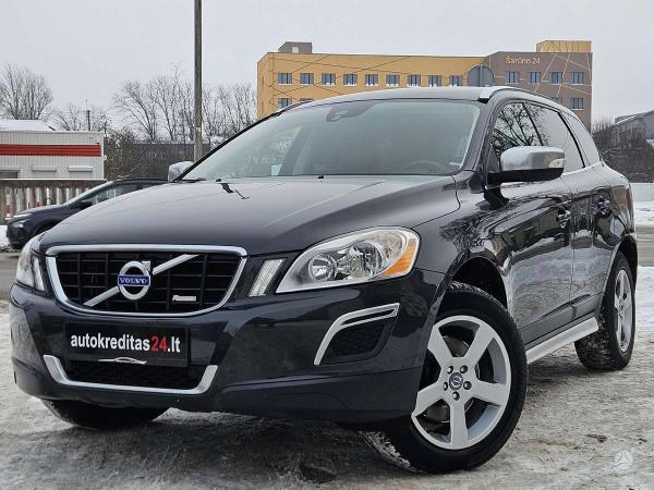 Pelēks Volvo XC60 2013 Šauļi, ar dzinēja tilpumu 1.98 L un nobraukumu 259 tūkst. km par 10450 €, foto 1 vietnē AUTOMOTO.COM.LV