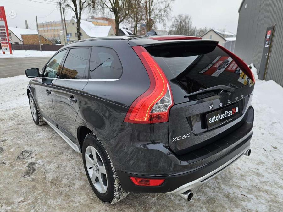 Pelēks Volvo XC60 2013 Šauļi, ar dzinēja tilpumu 1.98 L un nobraukumu 259 tūkst. km par 10450 €, foto 5 vietnē AUTOMOTO.COM.LV