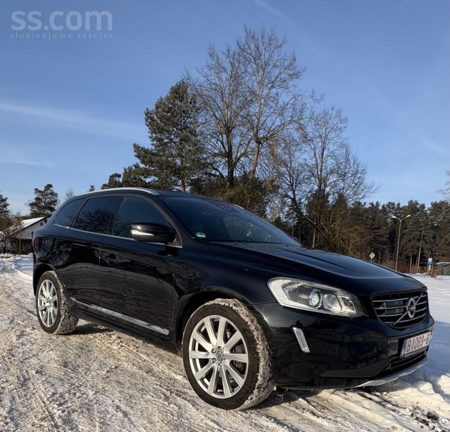 Pelēks Volvo XC60 2013 Ogre, ar dzinēja tilpumu 2.40 L un nobraukumu 216 tūkst. km par 14000 €, foto 5 vietnē AUTOMOTO.COM.LV