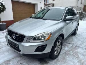 Grey Volvo XC60 2013 in Vilnius, with an engine capacity of 2.40 L and mileage of 300 thousand km for 7650 €, photo 6 on AUTOMOTO.COM.LV