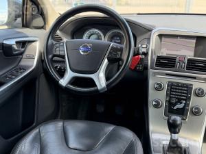Grey Volvo XC60 2013 in Riga, with an engine capacity of 2.00 L and mileage of 229 thousand km for 10750 €, photo 6 on AUTOMOTO.COM.LV
