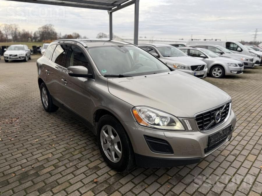 Pelēks Volvo XC60 2013 Talsi, ar dzinēja tilpumu 2.40 L un nobraukumu 254 tūkst. km par 12970 €, foto 6 vietnē AUTOMOTO.COM.LV