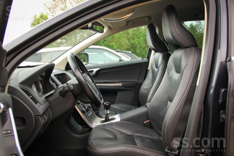 Pelēks Volvo XC60 2013 Tukums, ar dzinēja tilpumu 2.00 L un nobraukumu 280 tūkst. km par 100 €, foto 7 vietnē AUTOMOTO.COM.LV